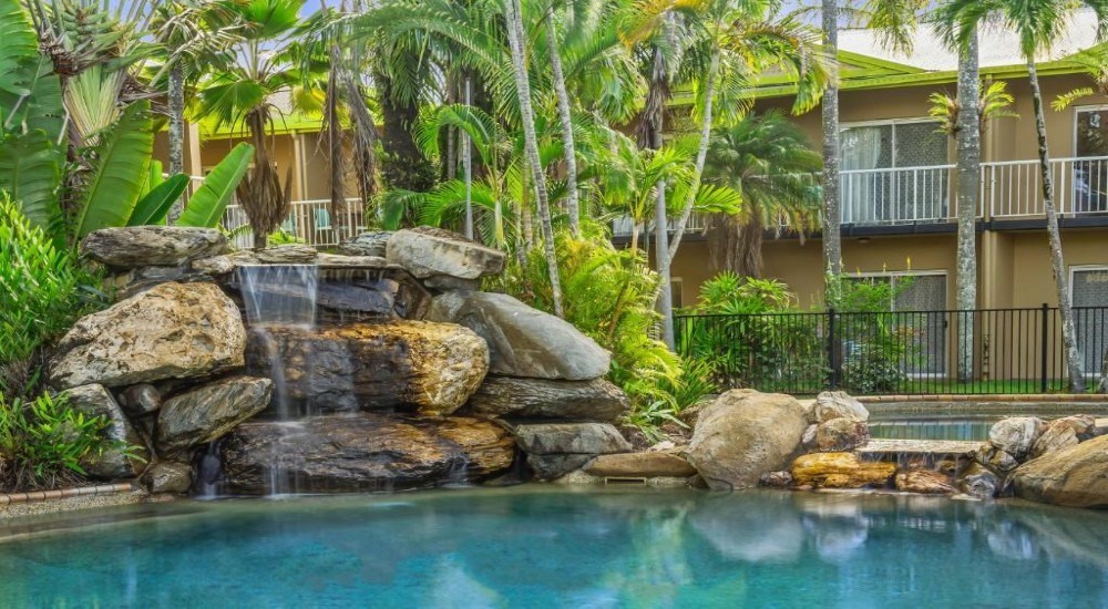 Hotel Tropiq Cairns | Schoolies Accommodation | Cairns Schoolies
